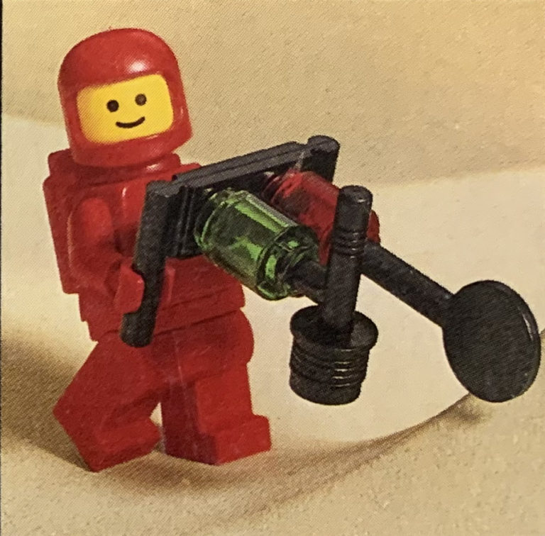 Minifigs - Back of the Box Builds