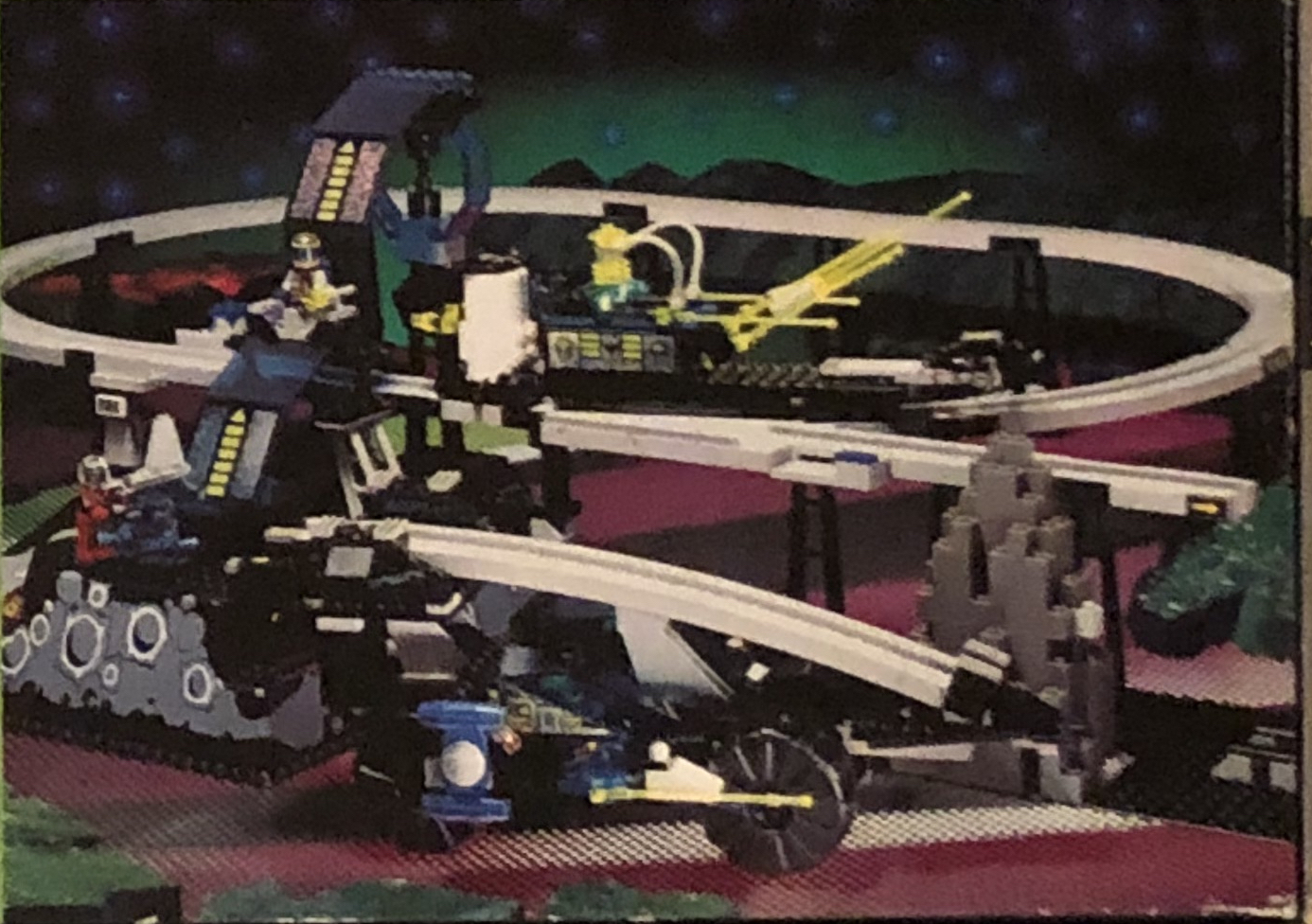 6991: Monorail Transport Base - Back of the Box Builds