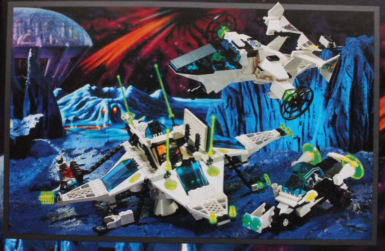 6982: Explorien Starship - Back of the Box Builds