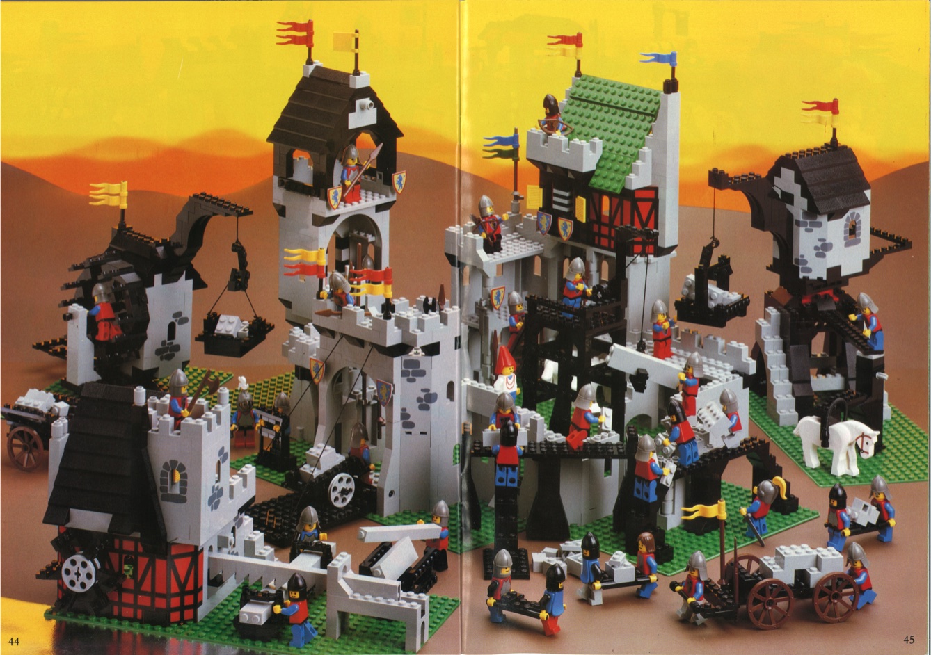 Book 250 - Page 44-45 - Back of the Box Builds