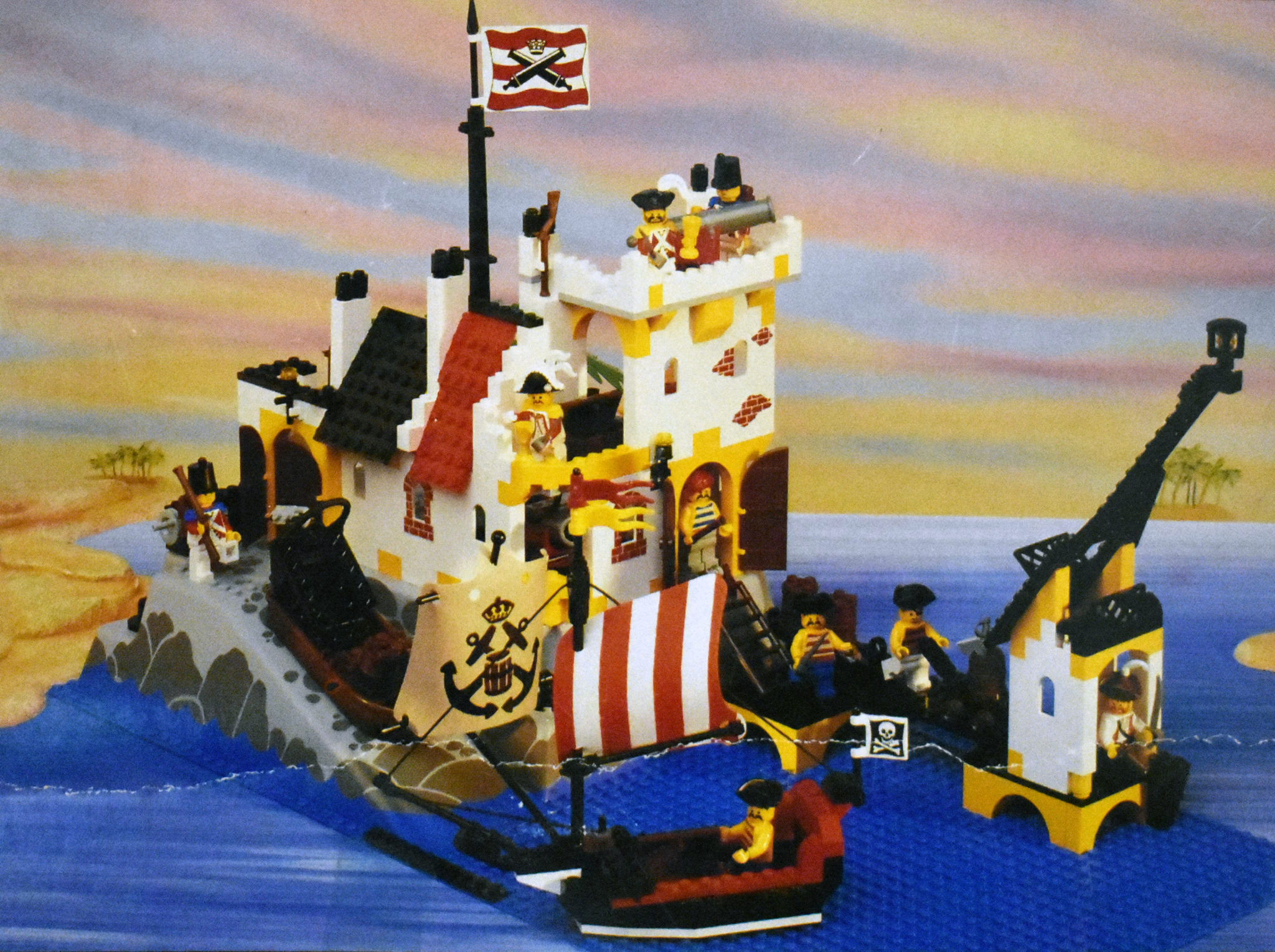 6277: Imperial Trading Post - Back of the Box Builds