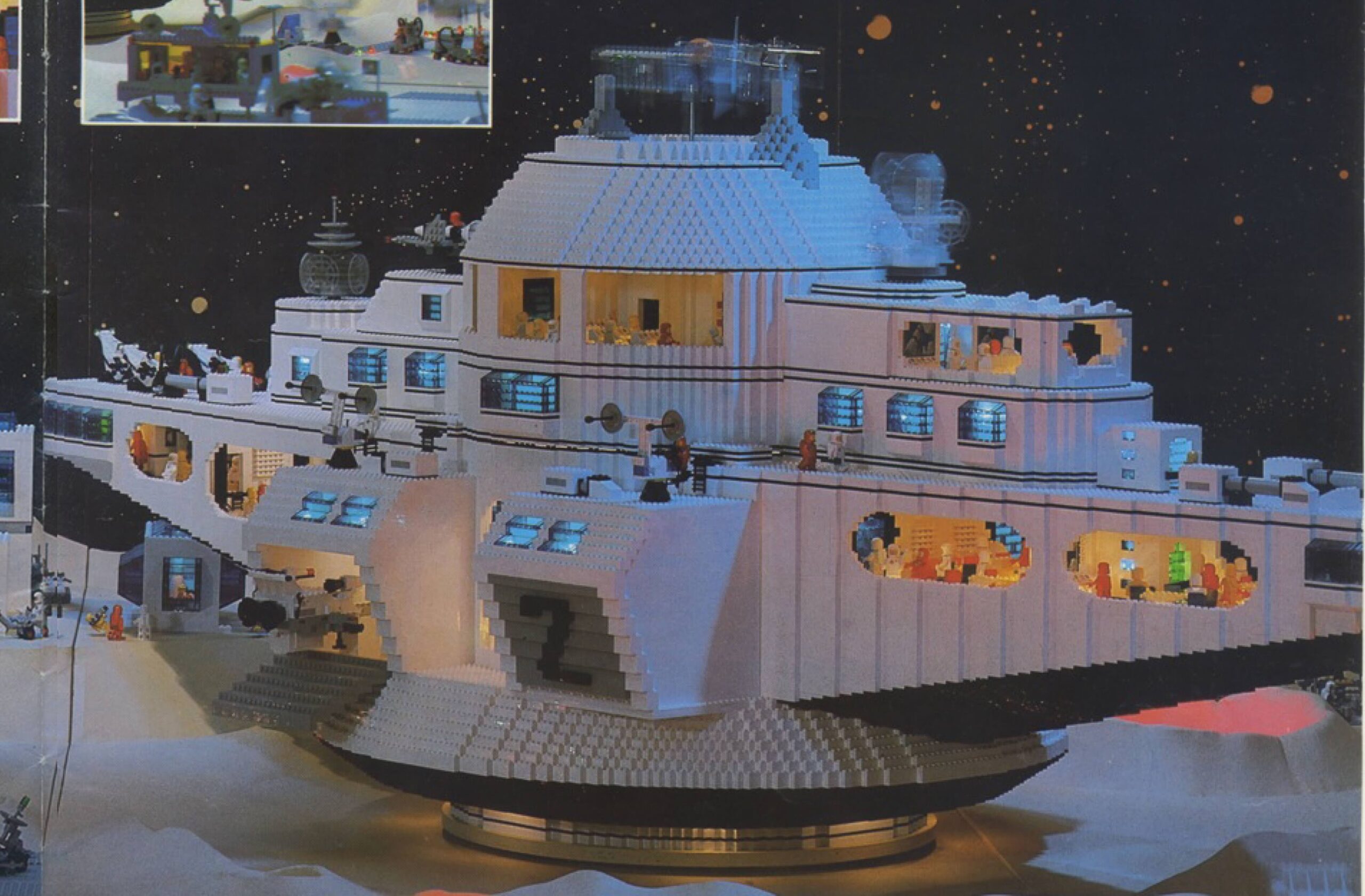 Space Base Station - Back of the Box Builds